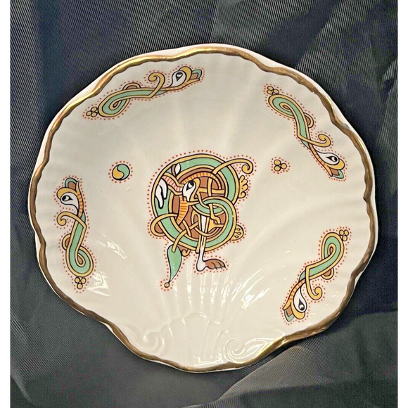 Royal Tara | Accents | Book Of Kells Design Shell Shaped Small Dish By ...